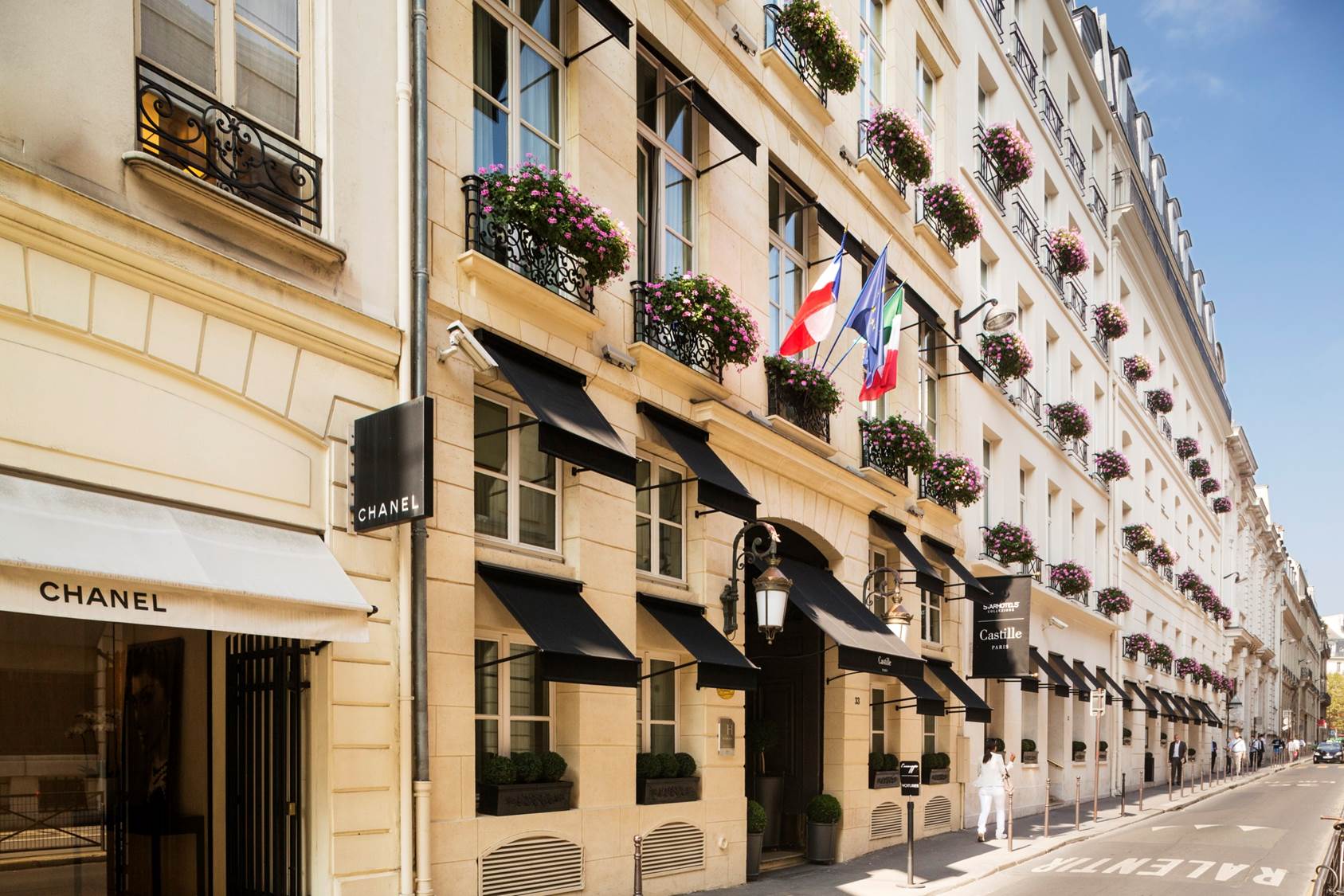 Une nuit à l’Hôtel Castille à Paris, entre architecture à italienne et ...
