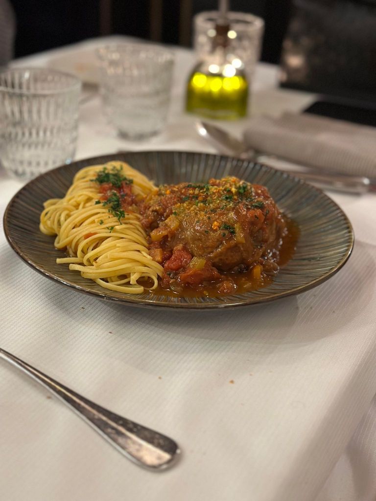 Conti, un cadre très chic et une cuisine italienne remarquable – L ...